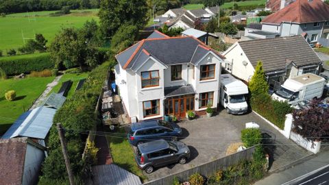 North Road, Whitland SA34, 3 bed detached house for sale, £349,950 - Zoopla