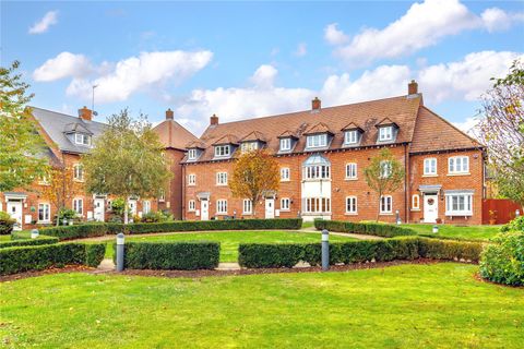 2 bed flat for sale in Avian Avenue, Curo Park, Frogmore, St. Albans ...