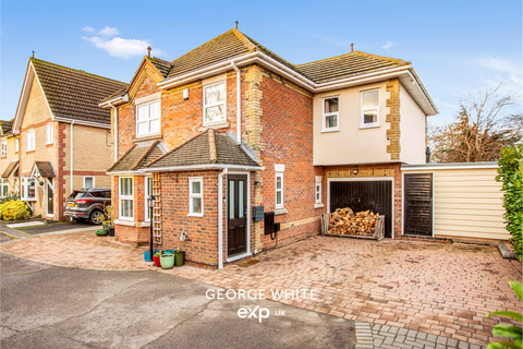 Wheatfields, Great Stambridge, Rochford SS4, 4 bed detached house for ...