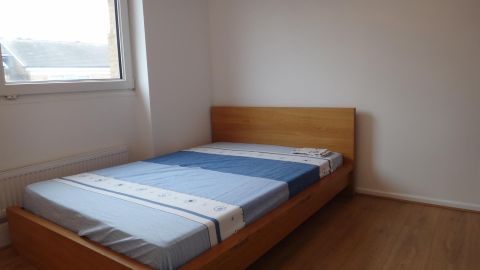 Room to rent in Clem Attlee Court, London SW6, £1,025 pcm - Zoopla