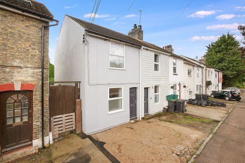 Ferry Lane, Wouldham ME1, 2 bed end terrace house for sale, £250,000 ...