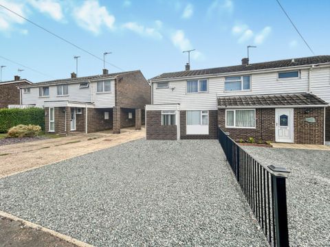 3 bed semi-detached house for sale in Ermine Way, Sawtry PE28, £300,000 ...