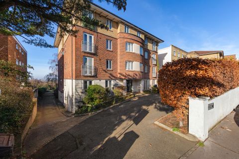 Grange Road, Discovery Court SE19, 2 bed flat for sale, £275,000 - Zoopla