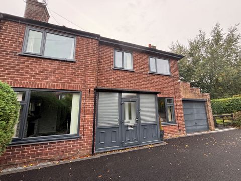 Castleton Road, Stockport SK7, 3 bed property to rent, £1,600 pcm - Zoopla