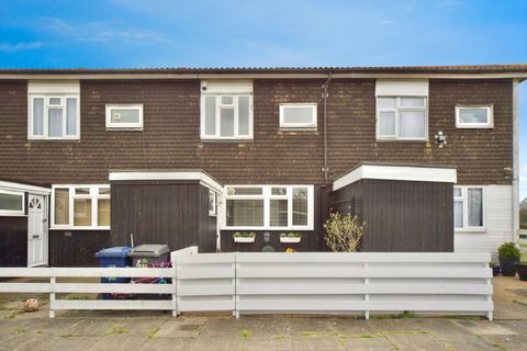 Crocus Field, Barnet EN5, 3 bed terraced house for sale, £475,000 - Zoopla