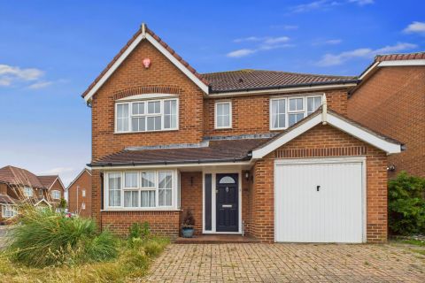 Columbus Drive, Eastbourne BN23, 4 bed terraced house for sale, £ ...