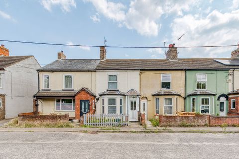 London Road, Gisleham NR33, 3 bed terraced house for sale, £180,000 ...