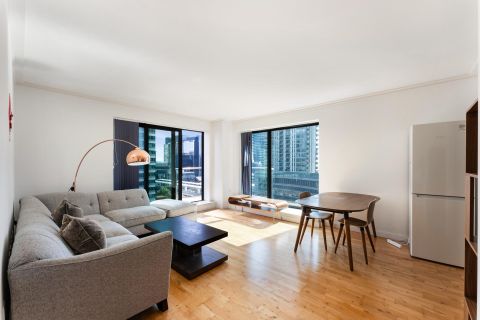 Discovery Dock East, South Quay Square, Canary Wharf, London E14, 2 bed ...