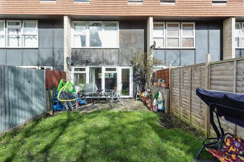 Gibbwin, Great Linford, Milton Keynes, Buckinghamshire MK14, 4 bed ...