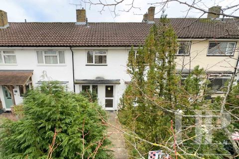 3 bed terraced house for sale in Fisher Close, Crawley RH10, £315,000 ...