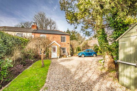 4 bed property for sale in 1 Southview, Stoke Row RG9, £800,000 - Zoopla