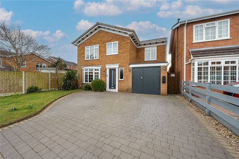 5 bed detached house for sale in Worcester Close, Sutton Coldfield ...