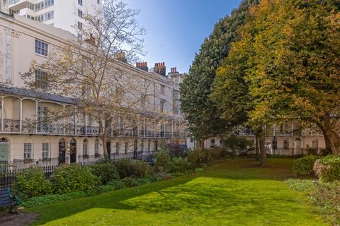 Russell Square, Brighton BN1, Studio for sale, £140,000 - Zoopla