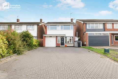 High Road, Laindon, Basildon, Essex SS15, 3 bed detached house for sale ...