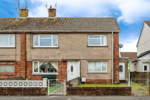 2 bed flat to rent in Dalton Road, Sandfields, Port Talbot SA12, £700 ...