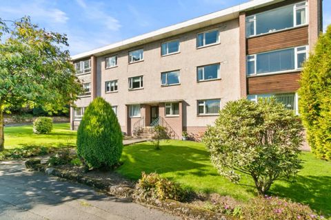 Castleton Crescent, Newton Mearns G77, 2 bed flat for sale, £140,000 ...