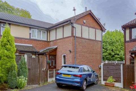 Manchester Road, Walkden, Manchester M28, 2 bed semi-detached house for ...