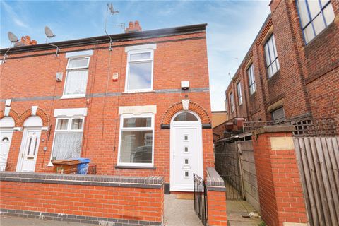 St. Matthews Road, Stockport, Greater Manchester SK3, 2 bed end terrace ...
