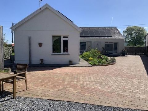3 bed detached bungalow for sale in Talley Road, Llandeilo SA19, £ ...