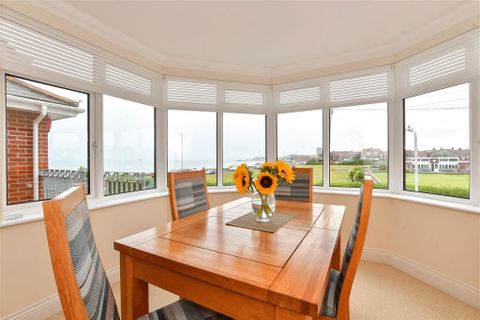 3 bed flat for sale in Royal Esplanade, Westbrook, Margate, Kent CT9, £ ...