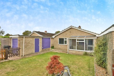 2 bed detached bungalow for sale in Priory Road, Watton, Thetford IP25 ...