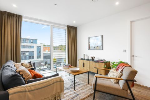 2 bed flat to rent in The Kell, Gillingham Gate Road, Gillingham ME4, £ ...