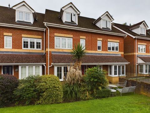 1 bed flat for sale in Dougall Close, Tunbridge Wells TN2, £210,000 ...