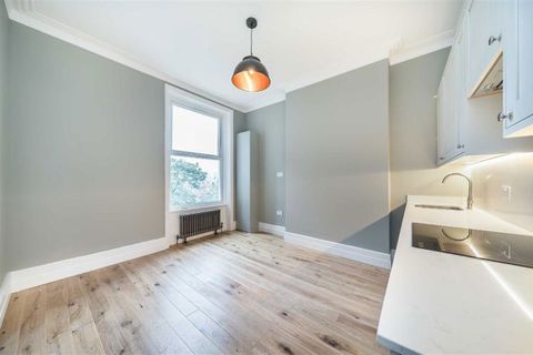 1 bed flat to rent in Arbuthnot Road, London SE14, £1,700 pcm - Zoopla