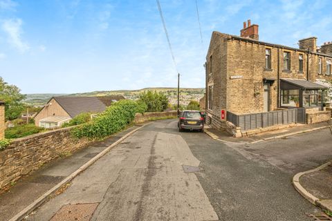 3 bed end terrace house for sale in High Spring Road, Keighley BD21, £ ...