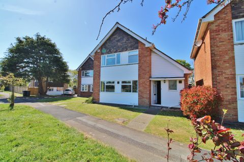 3 bed detached house for sale in The Drive, Peel Common PO13, £329,995 ...