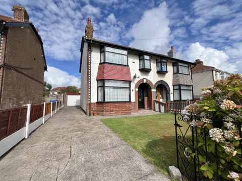 Carr Gate, Cleveleys FY5, 3 bed semi-detached house for sale, £185,000 ...