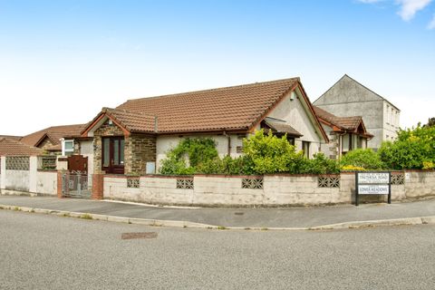Trethosa Road, St. Stephen, St. Austell, Cornwall PL26, 2 bed bungalow ...
