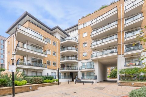 Smugglers Way, London SW18, 2 bed flat for sale, £550,000 - Zoopla