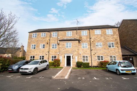 Spinnaker Close, Ripley DE5, 2 bed flat for sale, £130,000 - Zoopla