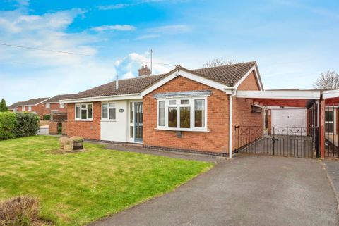 2 bed detached house for sale in Ely Way, Grantham NG31, £235,000 - Zoopla