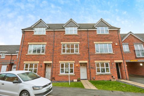 3 bed town house for sale in Pipers Way, Burton-On-Trent DE14, £210,000 ...