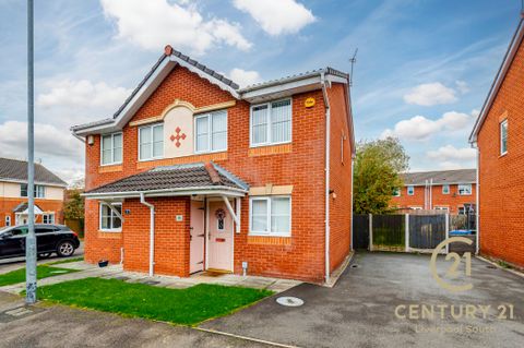 Palmerston Drive, Hunts Cross, Liverpool L25, 2 bed semi-detached house ...