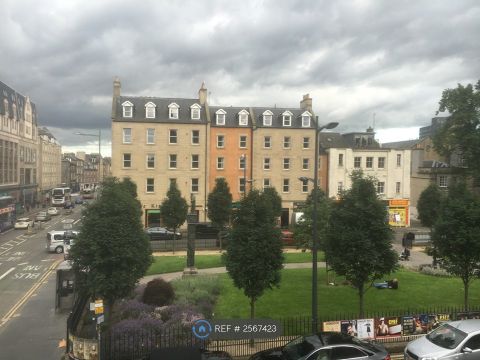 Nicolson Square, Edinburgh EH8, 5 bed flat to rent, £3,600 pcm - Zoopla