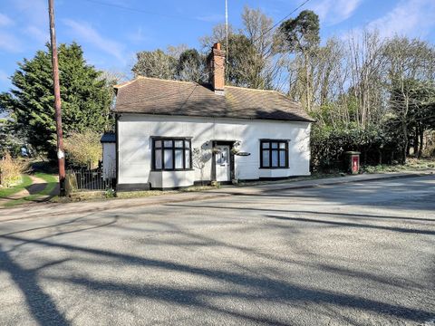 Braintree Road, Wethersfield, Braintree CM7, 2 bed detached house for ...