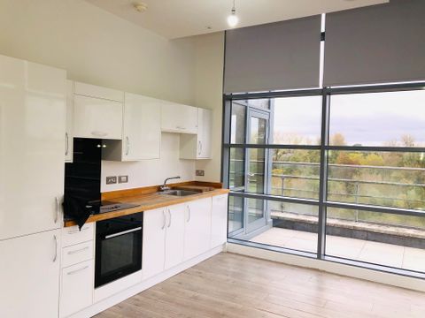 Edinburgh House, Edinburgh Gate, Harlow CM20, 2 bed flat to rent, £ ...