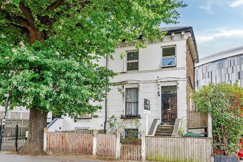Northumberland Park, Tottenham, London, UK N17, 3 bed flat for sale, £ ...