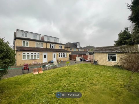 4 bed semi-detached house to rent in Easterly Road, Leeds LS8, £2,200 ...