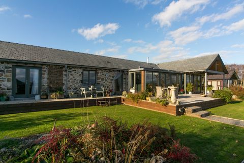 Trefdraeth, Anglesey LL62, 3 bed barn conversion for sale, £500,000 ...