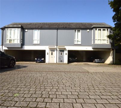 1 bed flat for sale in Dolcoath Avenue, Camborne TR14, £140,000 - Zoopla