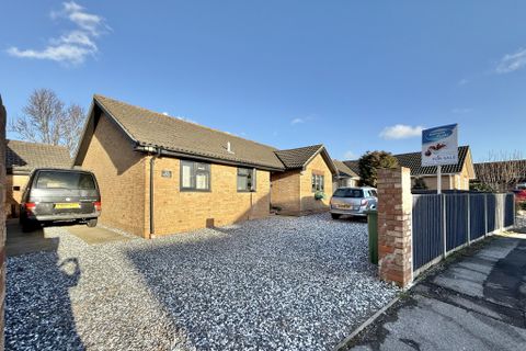 Pound Gate Drive, Titchfield Common PO14, 3 bed bungalow for sale, £ ...