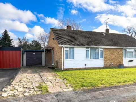 Stoneham Close, Tilehurst, Reading, Berkshire RG30, 2 bed bungalow for ...