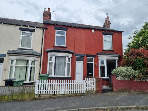 2 bed terraced house for sale in Springfield Mount, Horsforth, Leeds ...