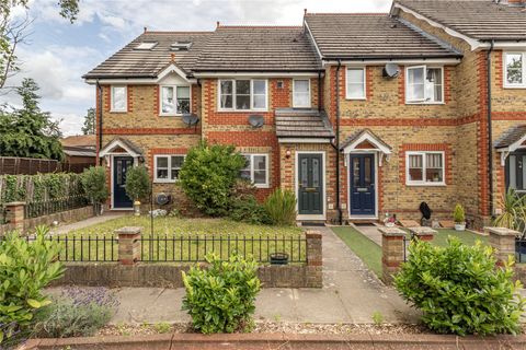 2 bed detached house for sale in Station Road, Addlestone, Surrey KT15 ...