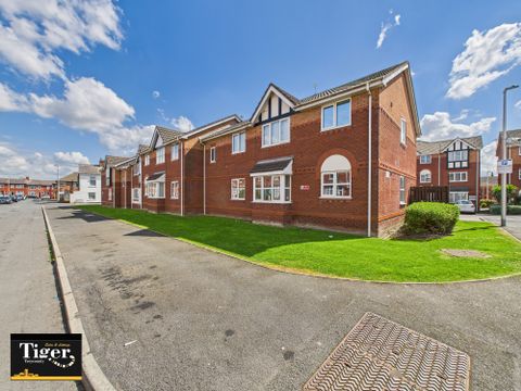 1 bed flat for sale in Sutherland View, Blackpool FY1, £60,000 - Zoopla