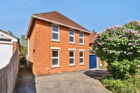 Bouverie Avenue, Salisbury SP2, 3 bed detached house for sale, £595,000 - Zoopla